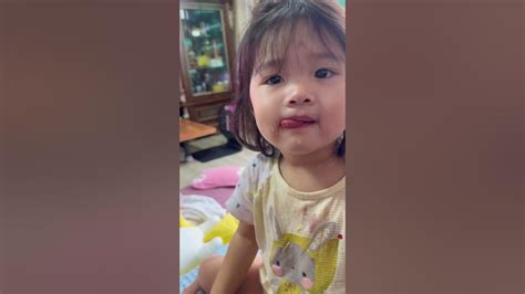 아이스크림 한입 먹을 때마다 접신중 우리 귀여워 아이스크림 귀여워 접신 Youtube