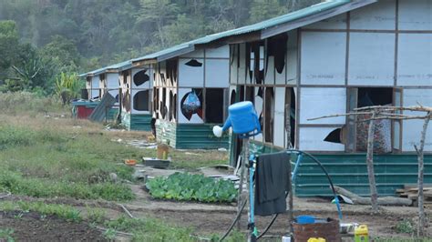 Dvb စစ်ကောင်စီ လေကြောင်းတိုက်ခိုက်မှုကြောင့် Cnf ဌာနချုပ်က အိမ်ရာများပျက်စီး ဓာတ်ပုံ