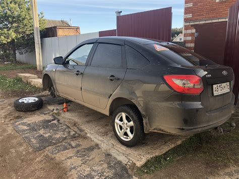 Новые бу колеса на зиму — Lada Гранта лифтбек, 1,6 л, 2015 года ...