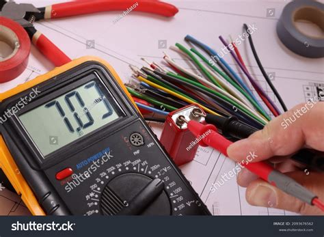 Measurement Battery Voltage Using Multimeter Stock Photo Shutterstock
