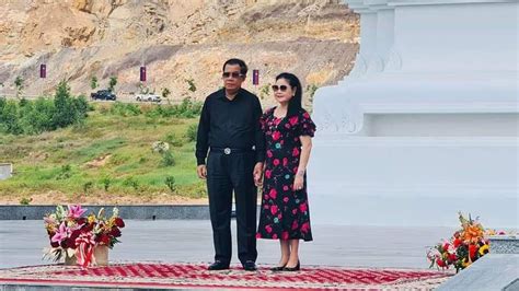 សម្តេចតេជោ ហ៊ុន សែន និងសម្តេចកិត្តិព្រឹទ្ធបណ្ឌិត បានអញ្ជើញដល់ទីតាំងរូបសំណាក «ព្រះថោង នាងនាគ