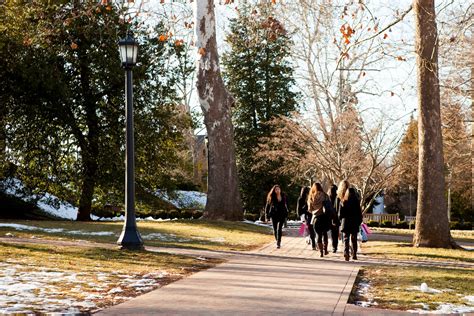 U Va Sorority Sisters Ordered To Stay Home Saturday Night For Their Own Safety While