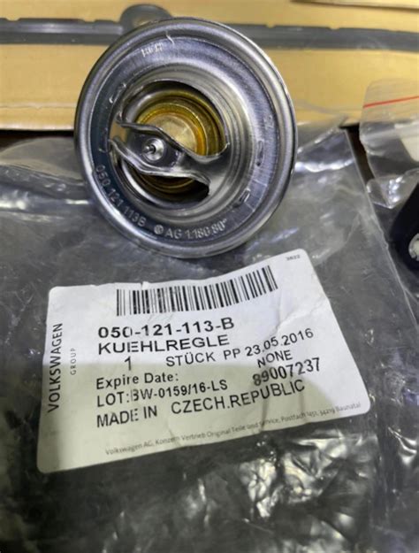 050121113B Термостат, охлаждающая жидкость VAG | Запчасти на DRIVE2