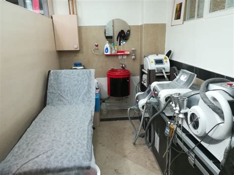 سامانه نوبت دهی اینترنتی پزشکان شفاداک مطب فریناز کلاهی