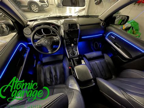 Suzuki Grand Vitara, контурная подсветка салона Ambient Light в Санкт ...