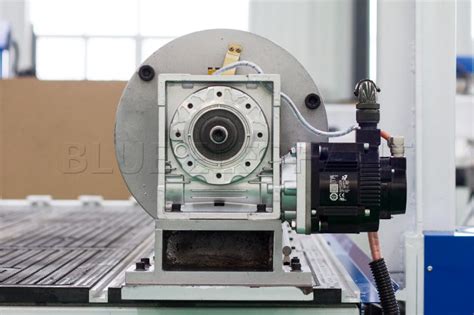 China 4 Axis Router Machine With Low Price And High Quality Blue