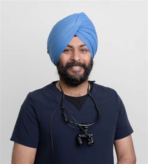 Dr Manjot Singh Infinite Smiles Dental Clinic