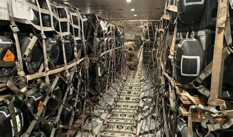 Возобновились поставки американского оружия в Украину Minval Politika