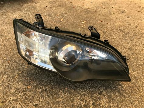 Subaru Outback Liberty 4th Gen H6 Headlight Head Light Right Drivers S