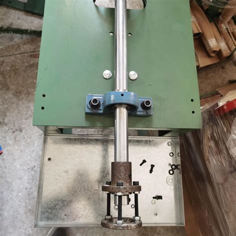 Traditional Christmas Tree Branch Tying Machine One Plastic