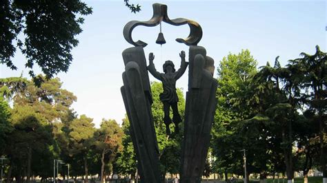 14 აპრილს დედაენის დღე აღინიშნება Youtube