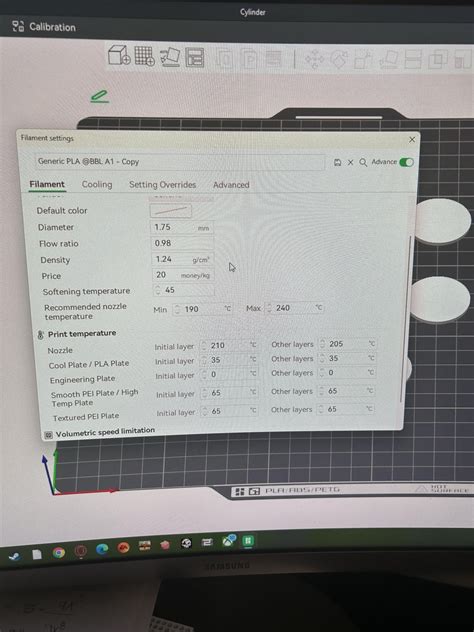 getting blobs on first layer that cause fails and have no clue why r