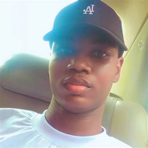 Sulaimon Ajibola Assignment01 • Threads Say More