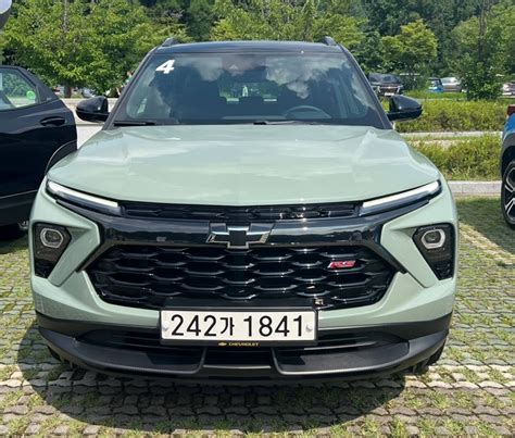 [시승기] 오프로드 달릴 수 있는 소형 Suv…더 뉴 트레일블레이저 나무뉴스