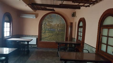 Нежитлове приміщення 6 100 будівлі торгового комплексу «Молодіжний загальною площею 163 2 кв м