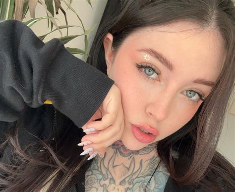 Marina Serr Bio Age Height Wiki 😍 Models Biography