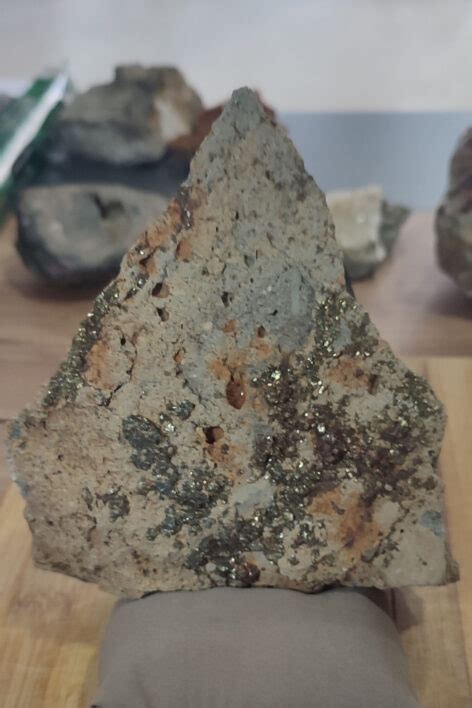 Kalkopirit Taşı Ham Dekoratif Kütle 850 Gr TaŞcizade