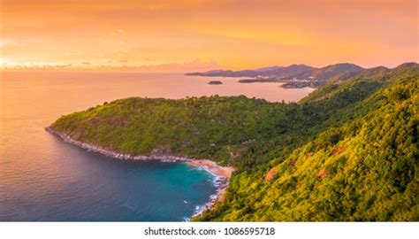 Promthep Cape Sunset Lighthouse Photos Images And Pictures Shutterstock