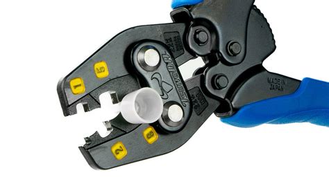ツノダ 圧着工具 絶縁被覆付閉端接続子用 Ce1 Ce2 Ce5 Ce8【tph 8】 ツノチョク