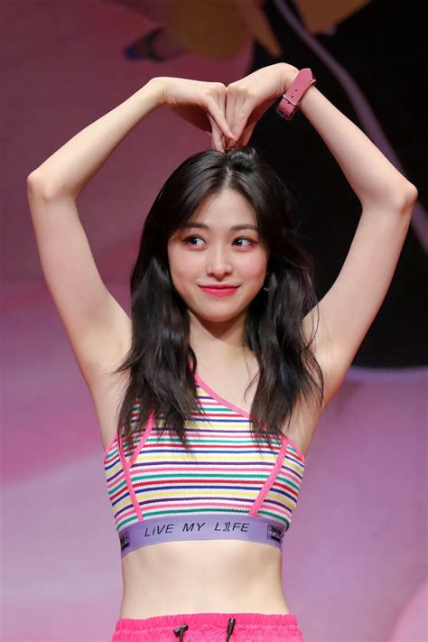 Itzy Ryujin R Cutekpopgirls