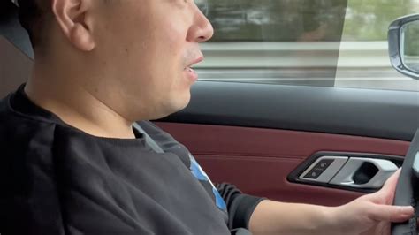 两个男生在一起生活快十八年，这次回老家没想到收到父母送的被子，我们的生活也开始进入新的篇章。 酒后玖玖 酒后玖玖 哔哩哔哩视频