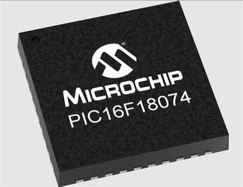 Microchip PIC F Microcontrollers Chip At Piece In Mohali ID