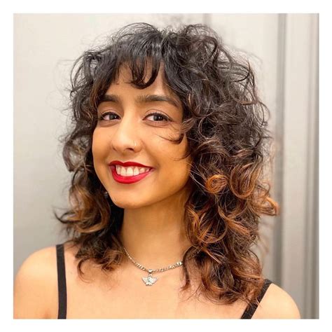 32 Haircuts That Conceal Bald Spots And Add Volume Perfect For Thin Or