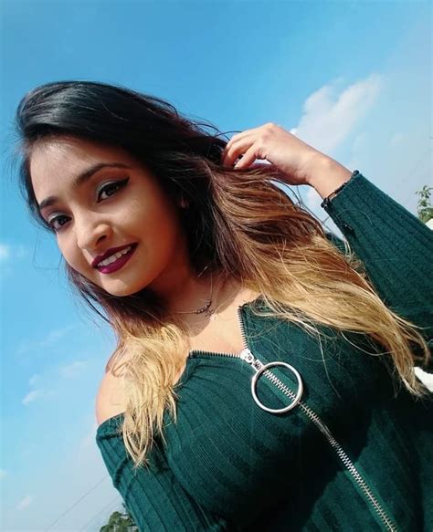 The Interesting Qualities Of My Former Classmate Scrolller