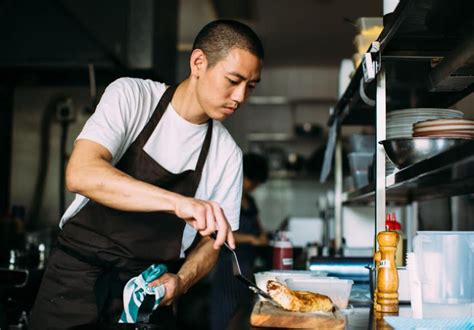 Zacharay Tan To Open Lazy Suzie