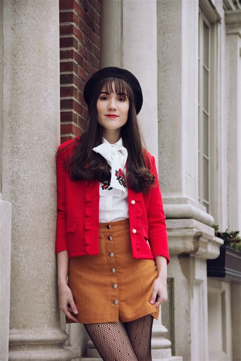 Flower Embroidered Blouse Carolina Pinglo