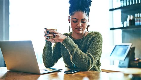 Heavy Multitasking May Cramp Your Memory Futurity