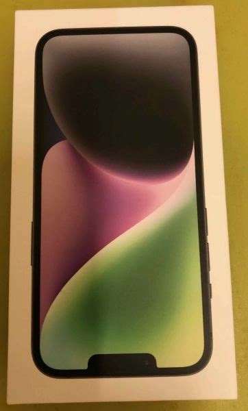 iPhone 14 A2882 MPUF3ZD/A Midnight Black with Light Blue screen ...