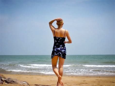 Videos Tagged With Public Beach Blowjob