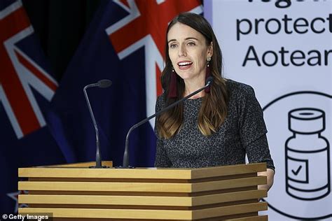 Covid Shock In New Zealand Over New Case Which Could Put Australia Travel Bubble At Risk Daily