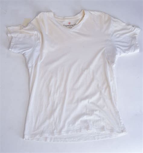 Sweatshield Undershirt Vs Thompson Tee Review The Ultimate Sweat Proof Undershirt Review And