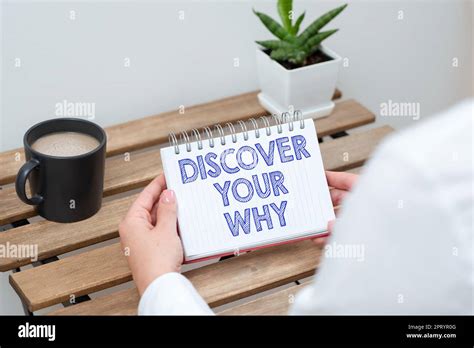 Writing Displaying Text Discover Your Why Business Overview Knowing