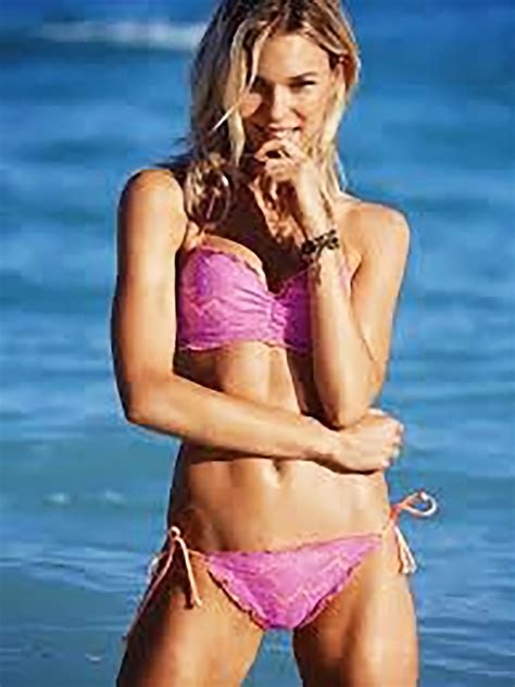 Britt Robertson Nude Hot Pics And Sex Scenes Compilation