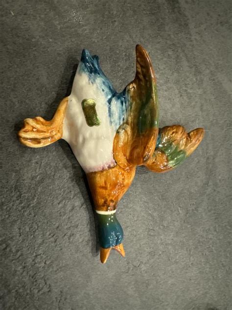 Статуетка фарфорованастінна фігурка Beswick 596 3 літаюча качка крижень з кишенєю — ціна 990 грн