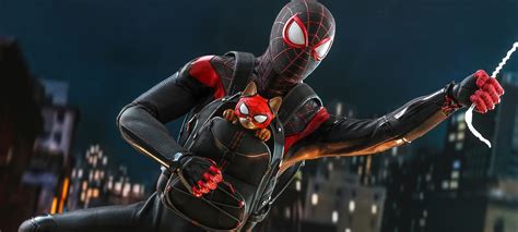 Представлена фигурка Майлза Моралеса с котом-пауком из Spider-Man ...