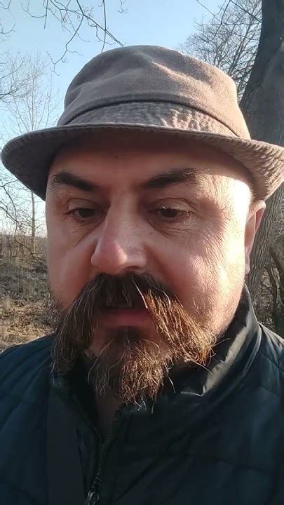 Світла точка темна точка Youtube