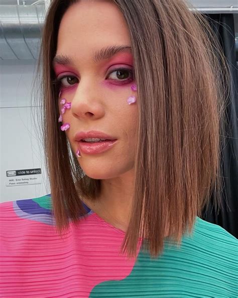 Picture Of Michelle Ellyse Schlaman