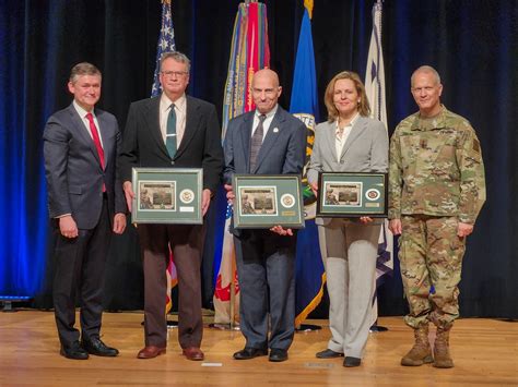 Devcom Cbc Team Earns Top Honors In Army Acquisition Writing