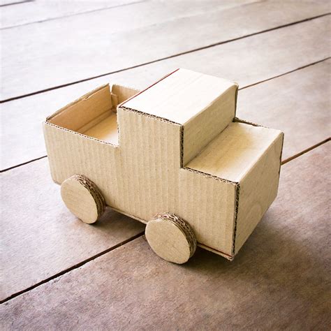 สิ่งประดิษฐ์ง่ายๆ จากกระดาษ สร้างสรรค์สิ่งของเครื่องใช้ที่หลากหลาย หงส์ไทย โรงงานผลิตบรรจุ