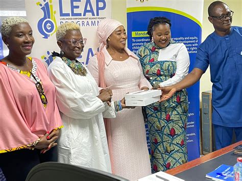 Wfp Ghana On Twitter Today We Handed Over Digital Tablets To 🇬🇭leap