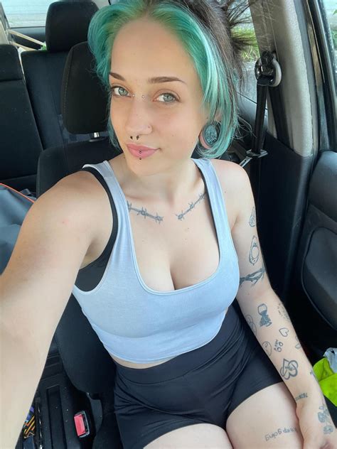 Lemme Just Bounce On It As A Friend 🥵😉