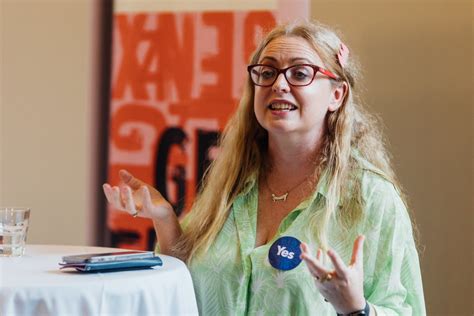 Alison Pennington On Twitter Gen Fd Is 1 Month Old Mixing Mingling And Sparking Critical