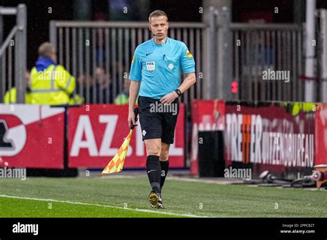 Alkmaar Netherlands April 23 Assistant Referee Joost Van Zuilen During The Eredivisie Match
