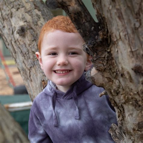 Main Frame Photography