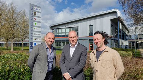 Midlands Contractor Ssg Contracts Switches To Solar Power With £167000