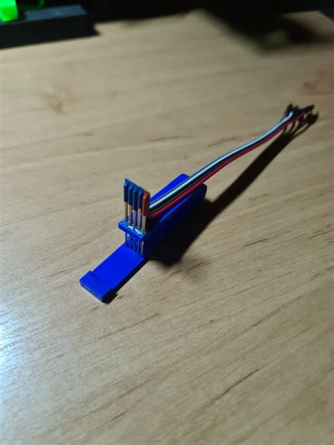 J Link Adapter Stm32 Round Pcb By Dbarvik Makerworld
